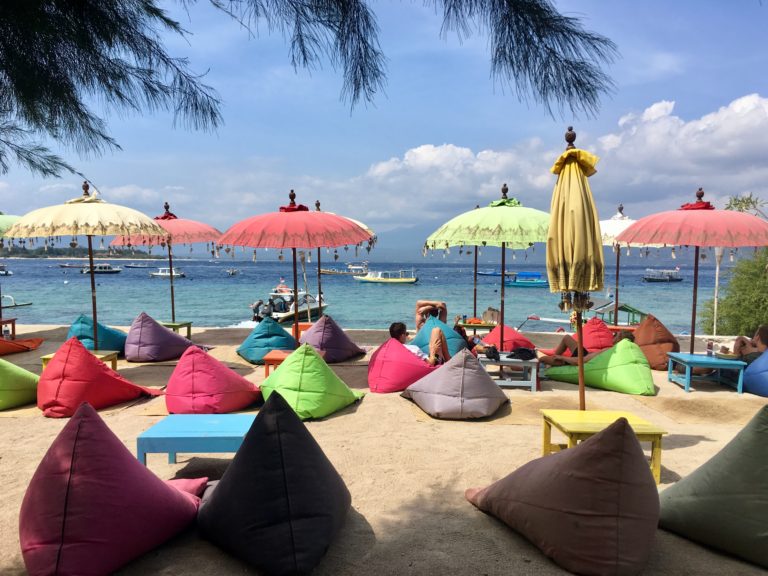 Gallivanting Around Gili T – Drinking The Wild Air